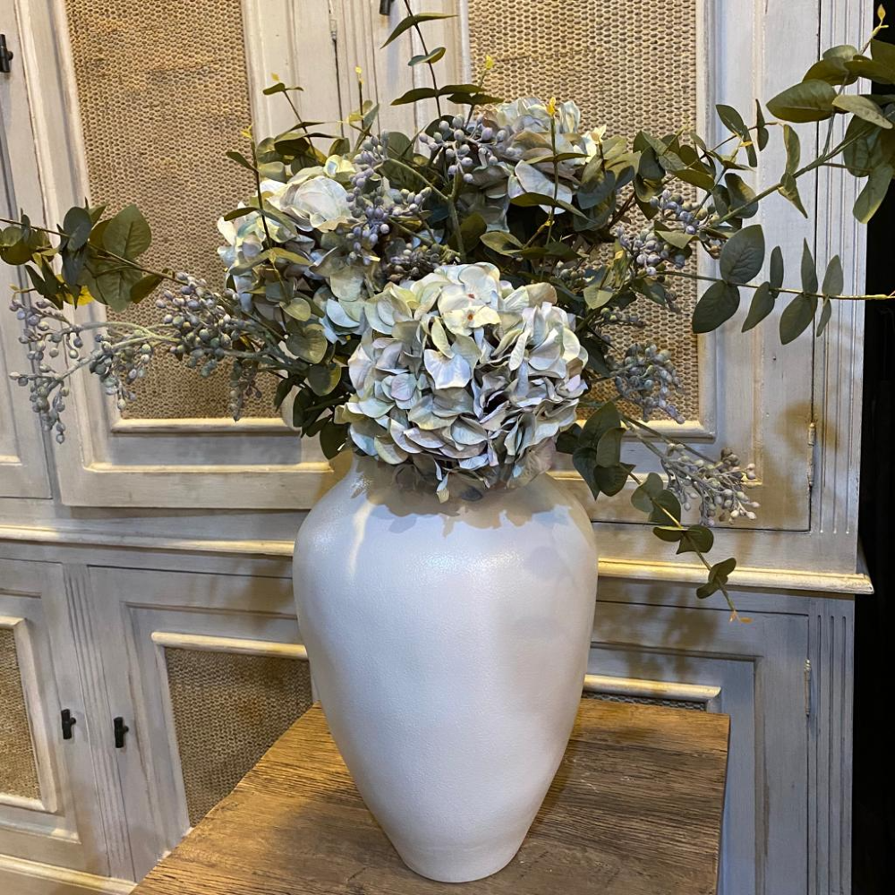 Ready Made Floral Arrangements | Annie Mo's